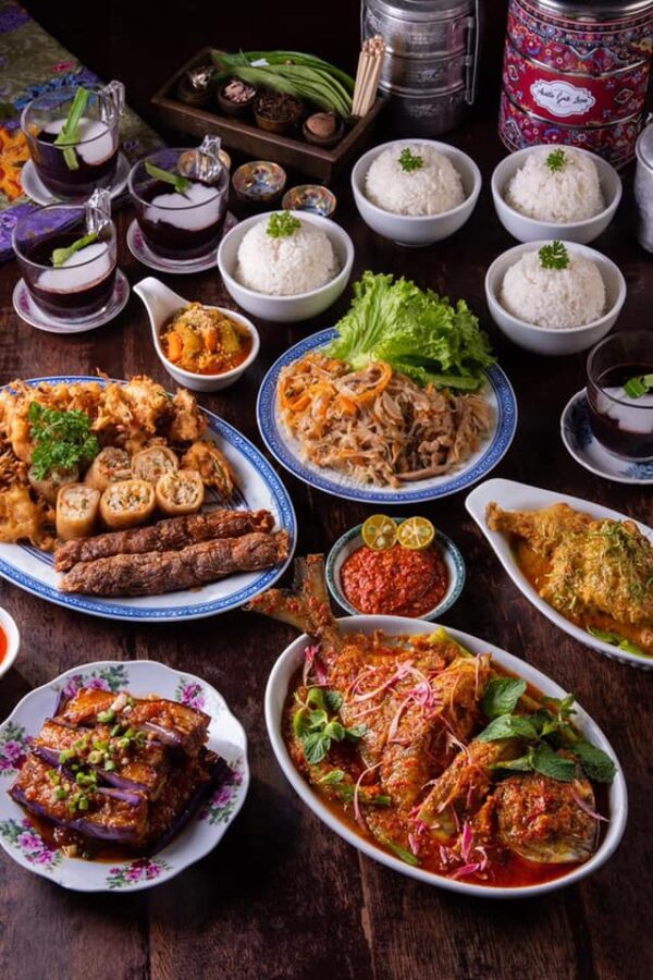 Auntie Gaik Lean's Old School Eatery - Hungreats : Unlock Local Eats ...